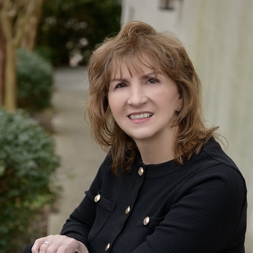 Real Estate agent near Louisburg, NC 27549