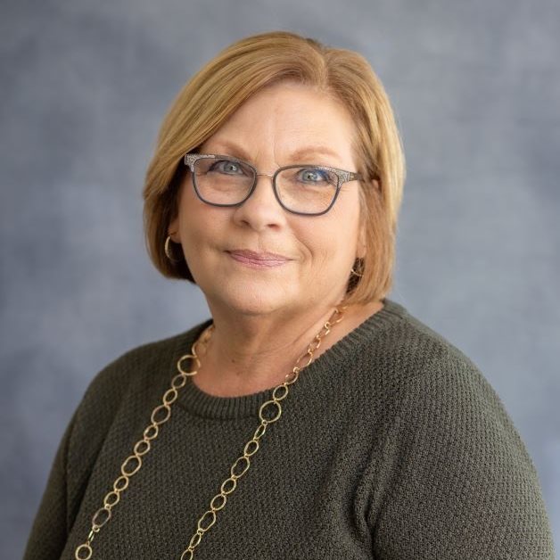 Shelley Hunt's Instagram, Twitter & Facebook on IDCrawl
