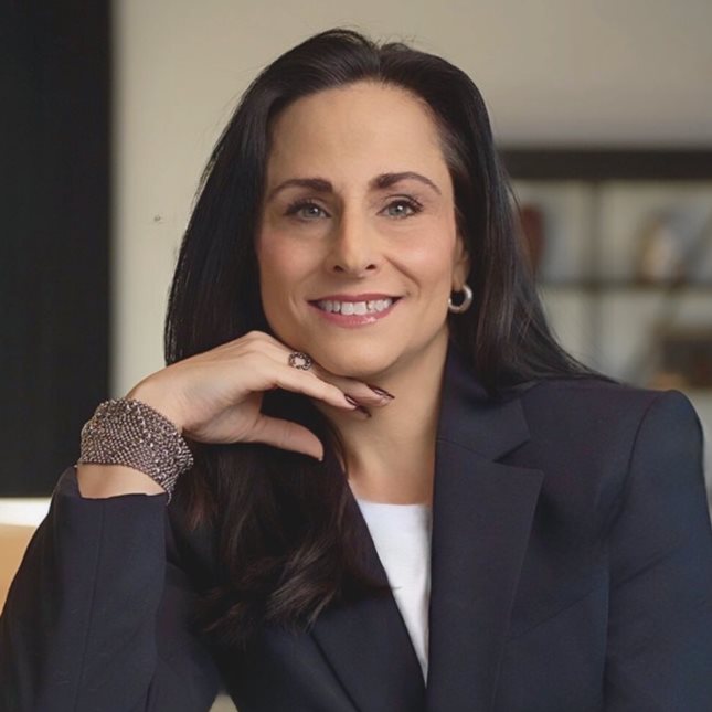 Real Estate agent near the Greater Cleveland area.
